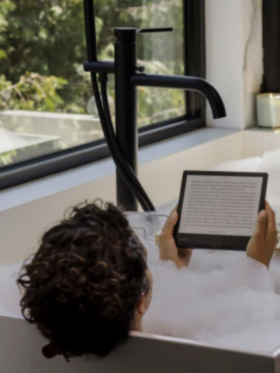 5 Kindle Alternatives For Reading On The Go - Good Gear