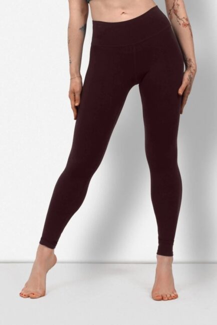 We Review The 9 Best Compression Leggings For Women - Good Gear