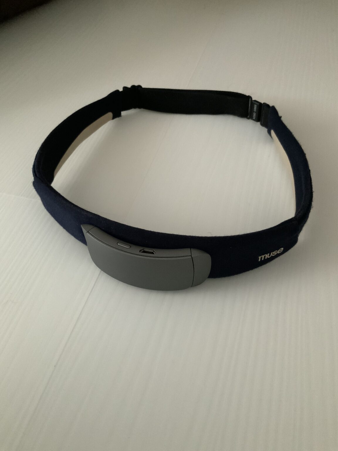 A Therapist Tries The Muse At-Home Biofeedback Headband - Good Gear